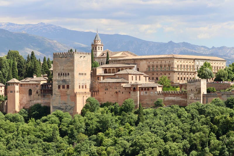 Alhambra redaktionelles bild. Bild von architektur, wasser - 55476550