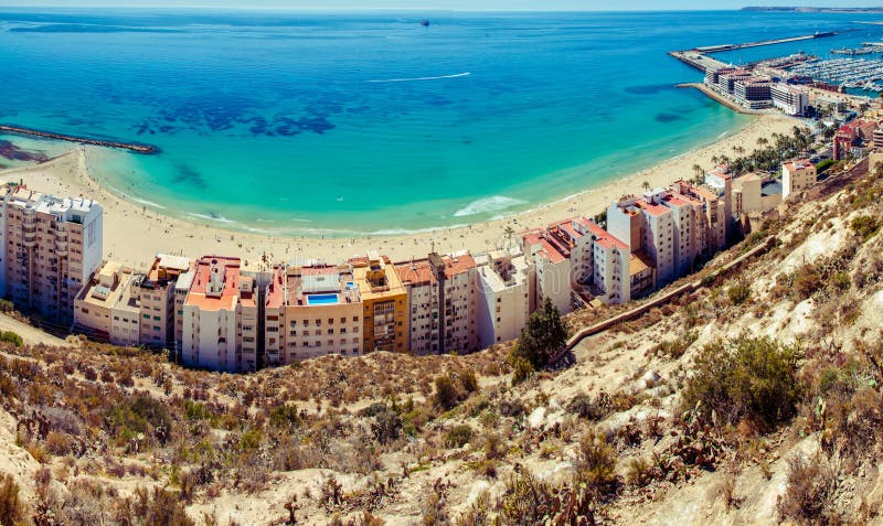 Alicante-Strand-Panorama stockbild. Bild von barbara - 39877527