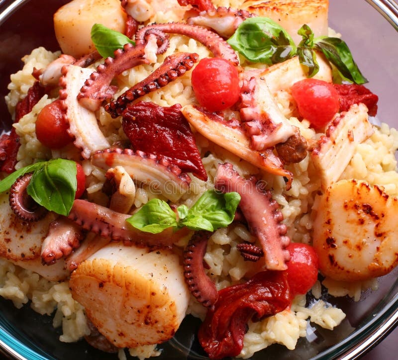 Alimento de mar foto de archivo. Imagen de mariscos, pulpo - 7244794