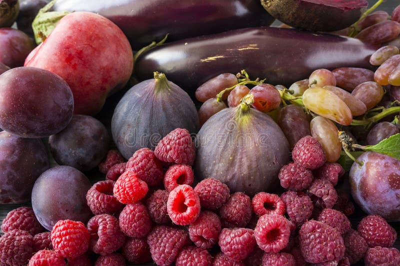 Alimento Roxo Fundo Das Frutas E Verdura Foto de Stock - Imagem de ...
