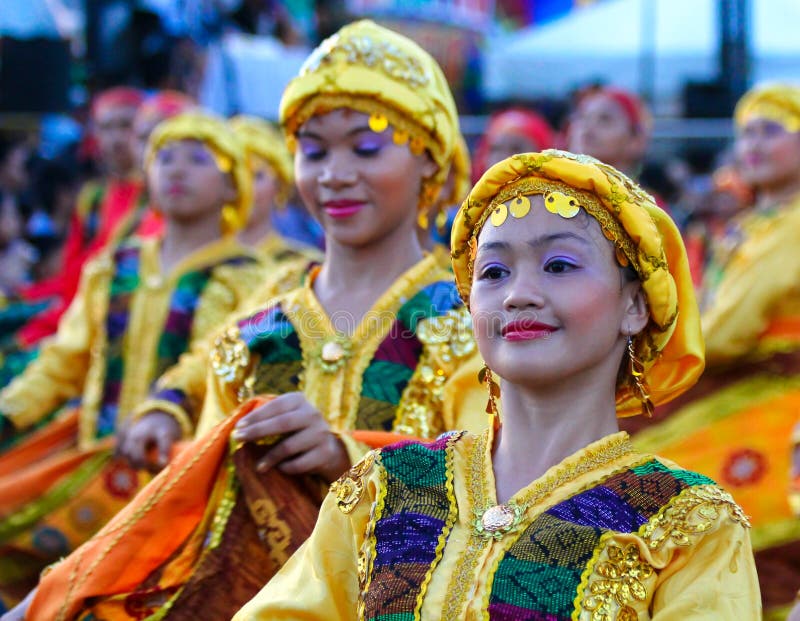 Aliwan Fiesta 2012 editorial image. Image of traditional - 24343335