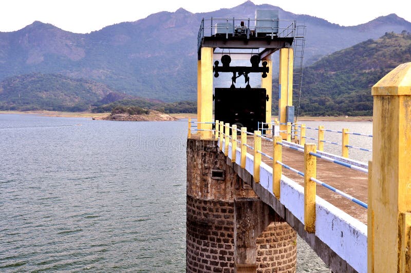 Outside dam in aliyar stock image. Image of height, peaceful - 61681379
