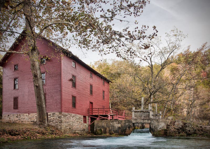 Alley spring mill house stock image. Image of alley, ozarks - 23698385