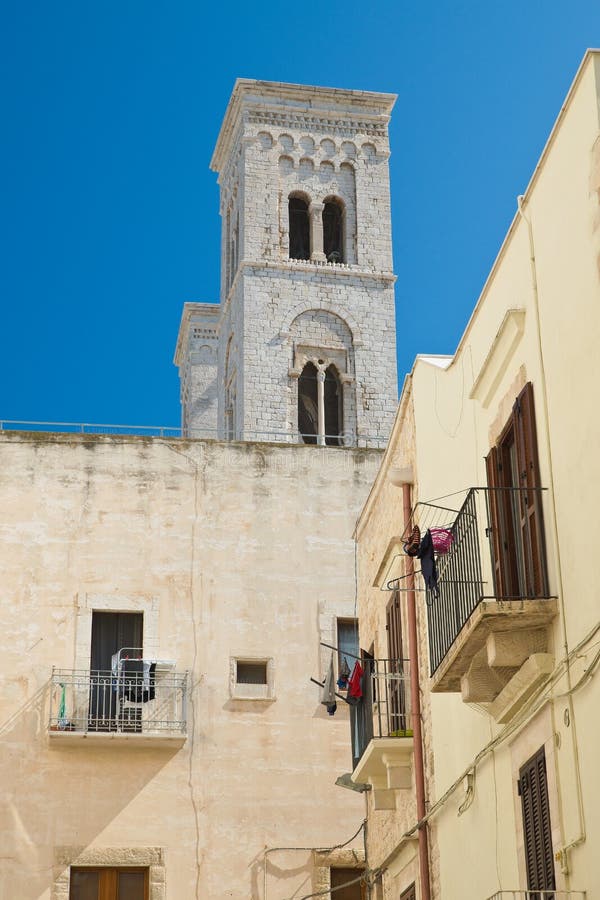 Alleyway. Molfetta. Puglia. Italy. Stock Image - Image of outdoor ...