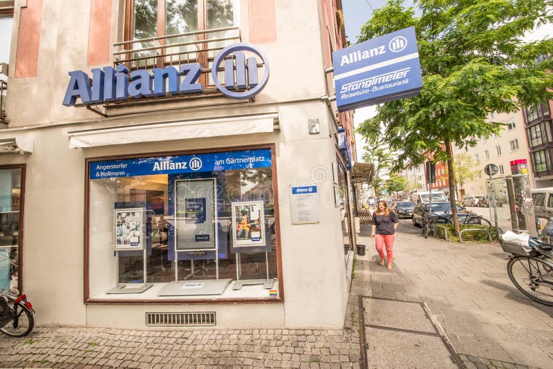 Allianz editorial stock photo. Image of office, people - 43121758