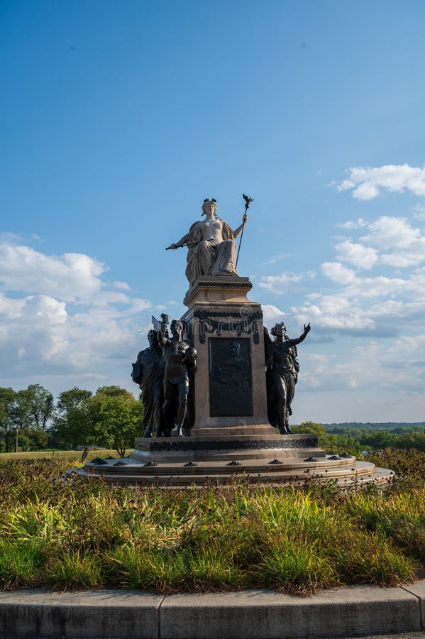 Allison Monument at the Iowa State Capitol Stock Photo - Image of ...