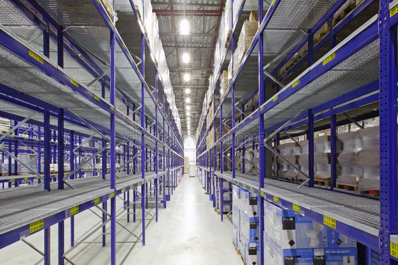 Almacén grande imagen de archivo. Imagen de materiales - 40553673
