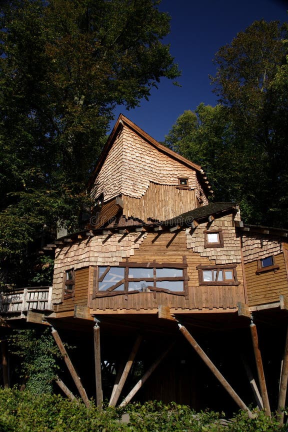Alnwick Garden Treehouse stock image. Image of facade - 1365961