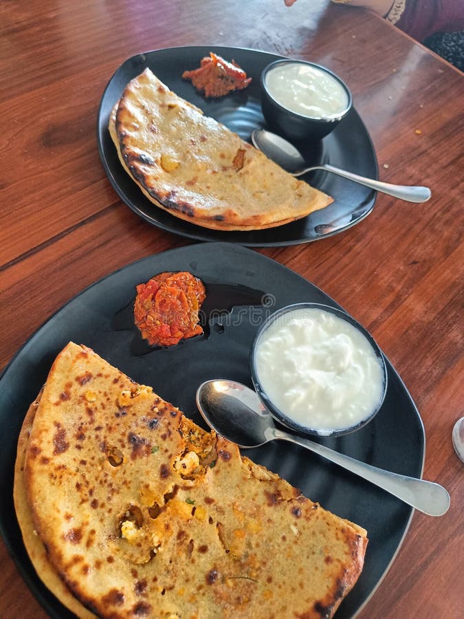 Aloo Paratha With Dahi