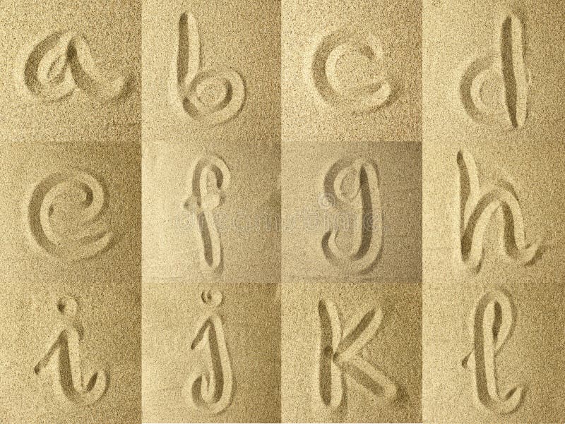 Alphabet Manuscrit Dans Le Sable Photo stock - Image du signe ...