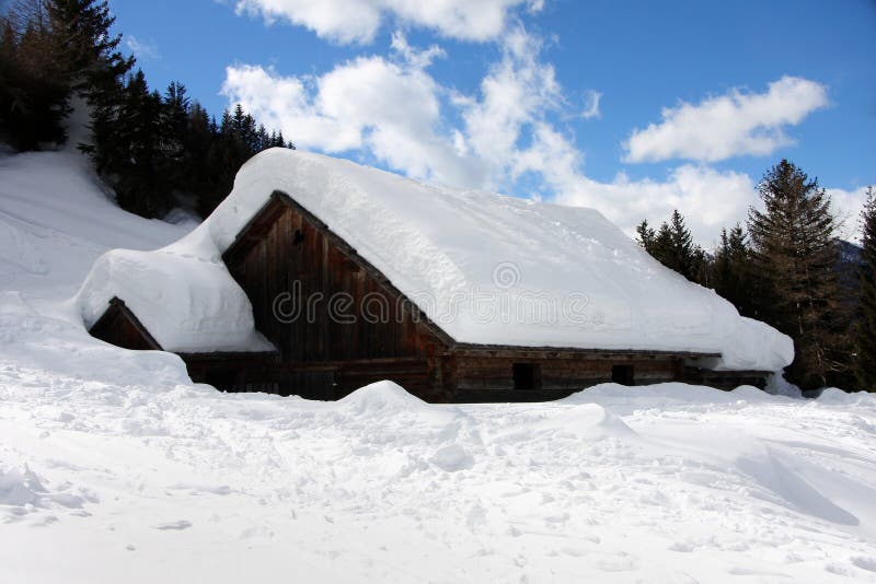Alpine Cottage in the Winter Stock Image - Image of alps, resort: 12257481