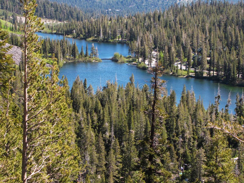 Alpine lake stock photo. Image of panoramic, lake, alpine - 10843098