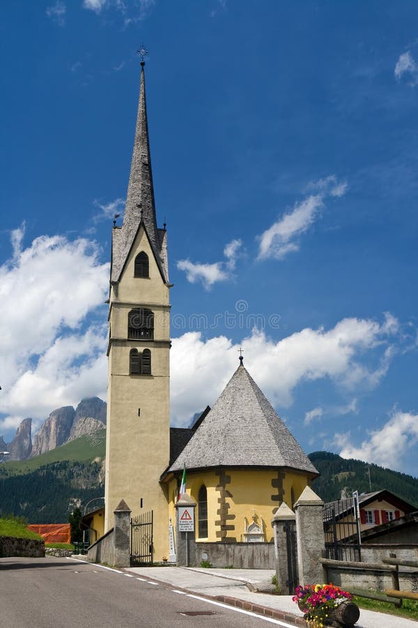 Alpine small church stock image. Image of landmark, alps - 11344259