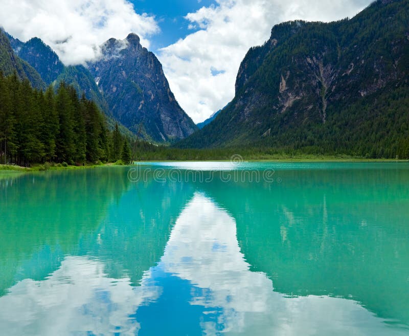 Alpine summer lake view stock image. Image of scene, ridge - 20516461