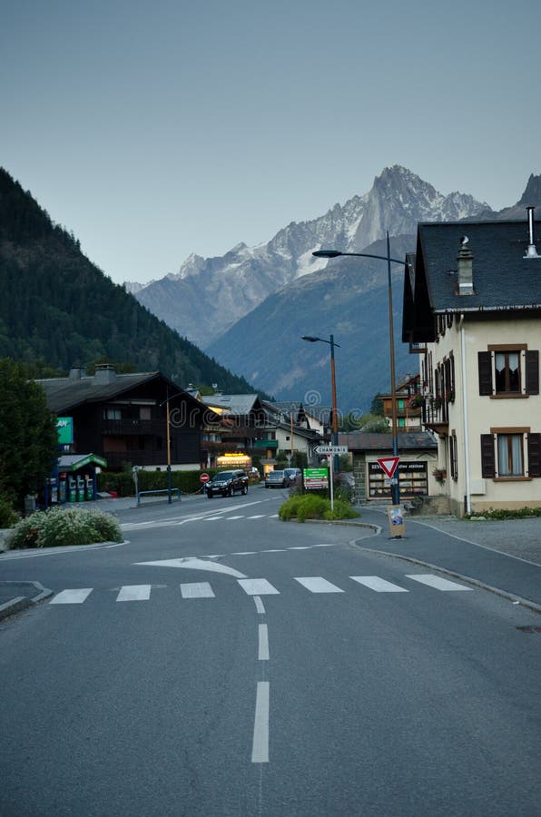 Alpine village at dusk editorial photo. Image of italy - 27993291