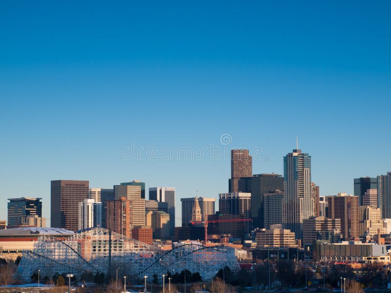 Alta Ciudad De La Milla De Denver Fotografía editorial - Imagen de ...