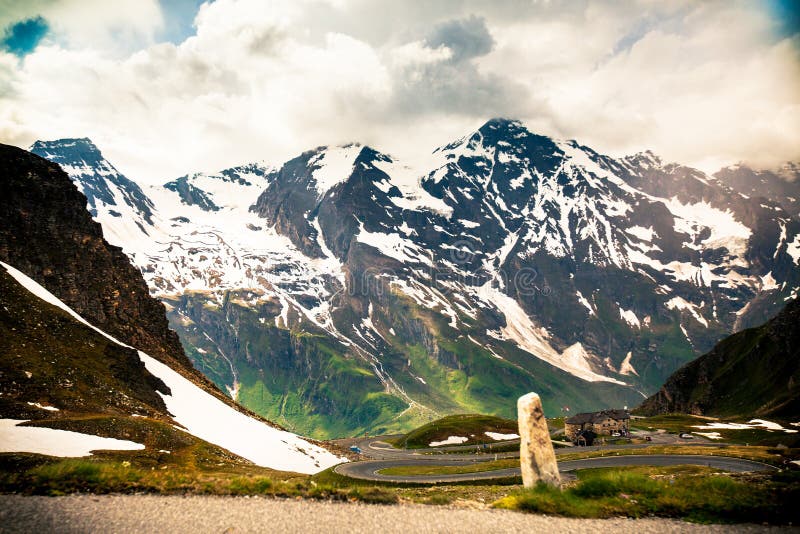 Alta Strada Alpina Di Grossglockner Fotografia Stock - Immagine di ...