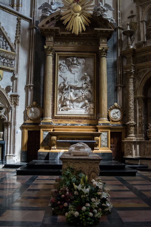 Altar in Cathedral, Toledo, Spain Editorial Image - Image of ...