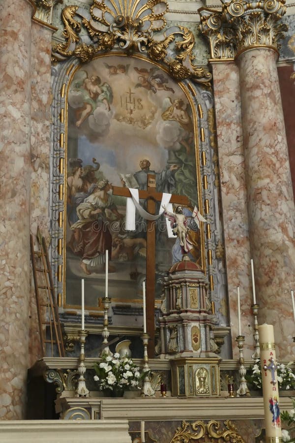 Altare Barocco Nella Chiesa Gesuita Fotografia Editoriale - Immagine di ...