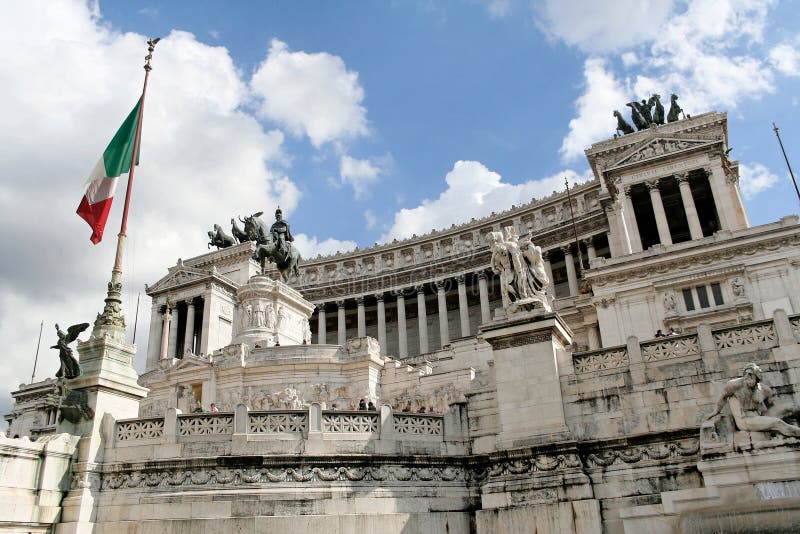 Altare Della Terra Natia a Roma Fotografia Stock - Immagine di uomini ...