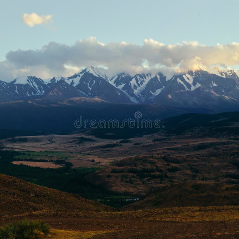 Altay Mountains, Chuya River and Kuray Steppe Stock Image - Image of ...