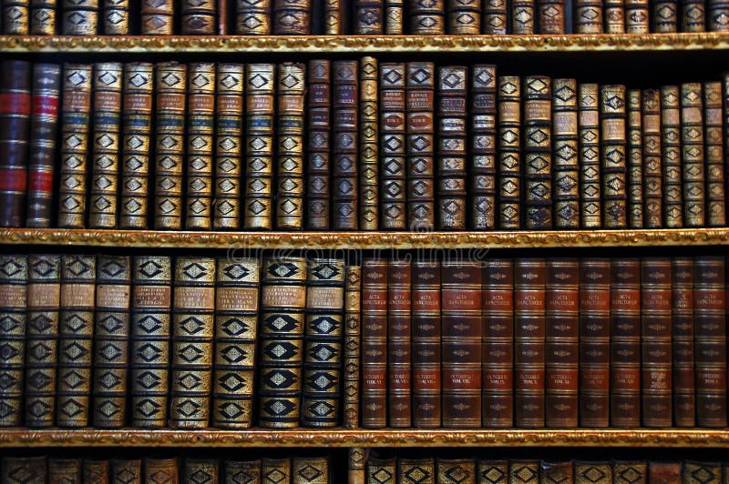 Alte Bücherregale stockfoto. Bild von literatur, kultur - 1851888