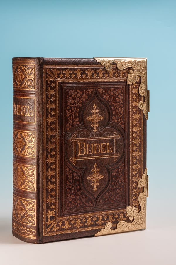 Alte Bibel stockfoto. Bild von bibliothek, aufwendig - 50745360