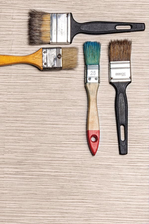 Alte Farbenfrohe Pinsel Mit Den Farben Mit Copyspace Stockbild - Bild ...