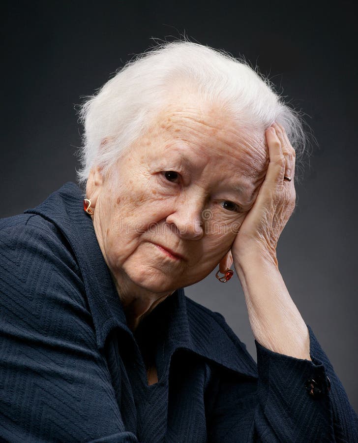 Alte Frau stockbild. Bild von kaukasisch, einsamkeit - 28405257