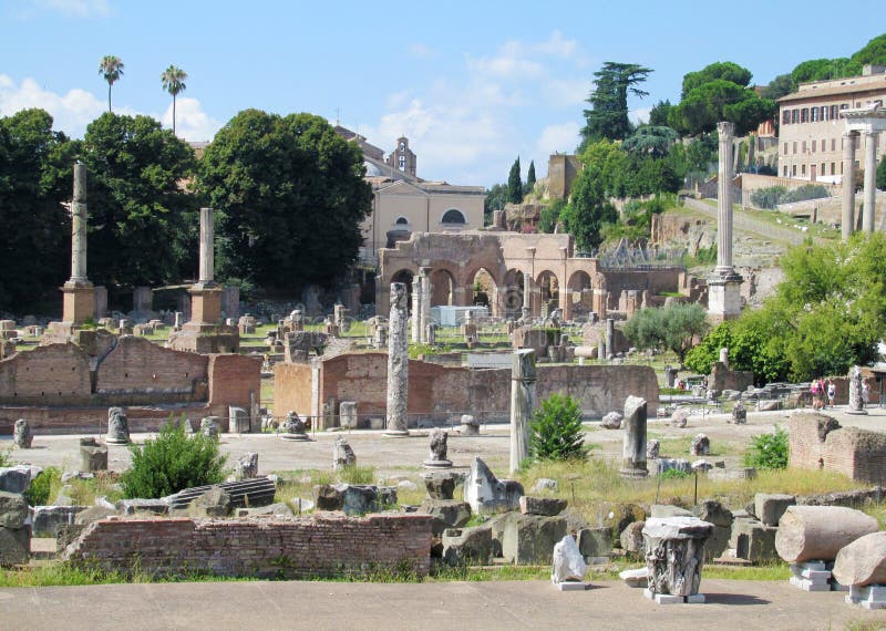 Alte Roman Forum-Ruinen in Rom Redaktionelles Foto - Bild von stadt ...