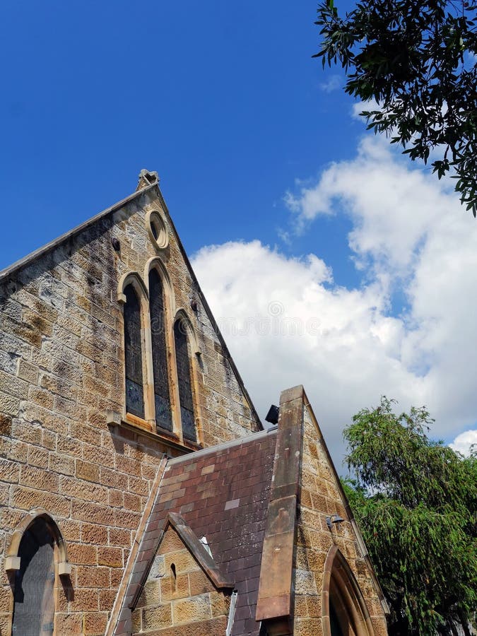 Sandstein-Kirche stockbild. Bild von kerk, grün, afrika - 31310663