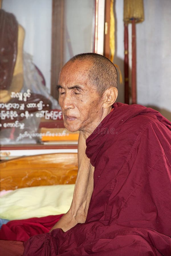 Buddhistischer Mönch Am Phodong-Kloster, Gangtok, Sikkim, Indien ...