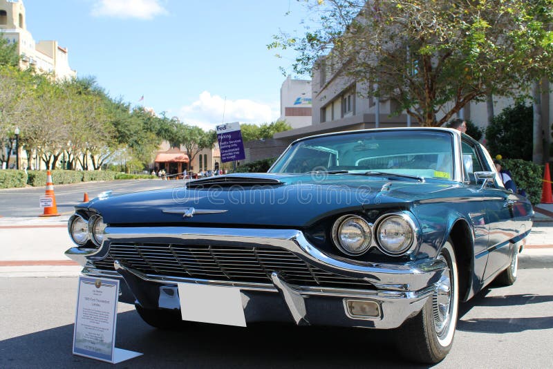 Alte Ford Mercury Car an Der Autoshow Stockbild - Bild von reisen ...
