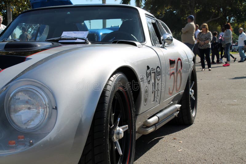 Alter Klassischer Rennwagen Redaktionelles Foto - Bild von autos, grau ...