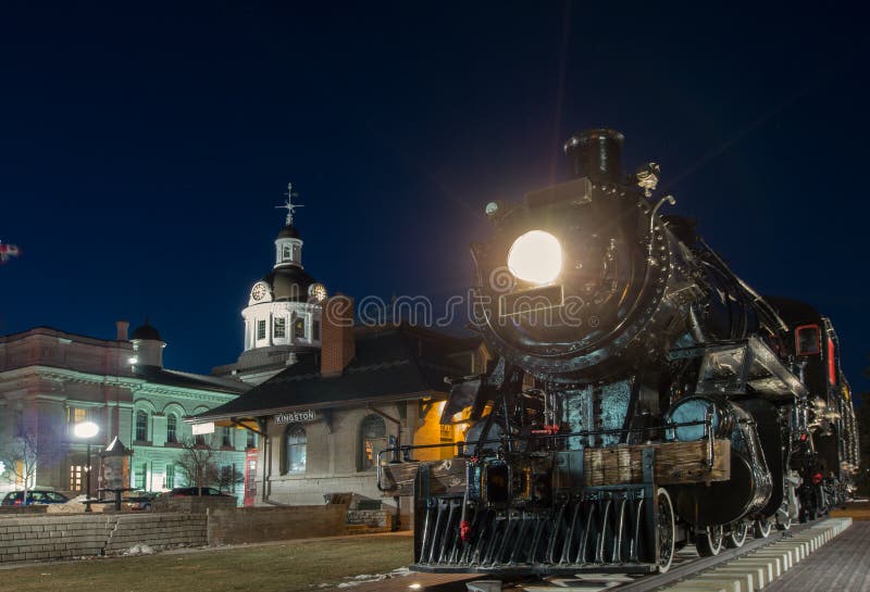 Alter Zug, Station Und Rathaus Redaktionelles Bild - Bild von ontario ...