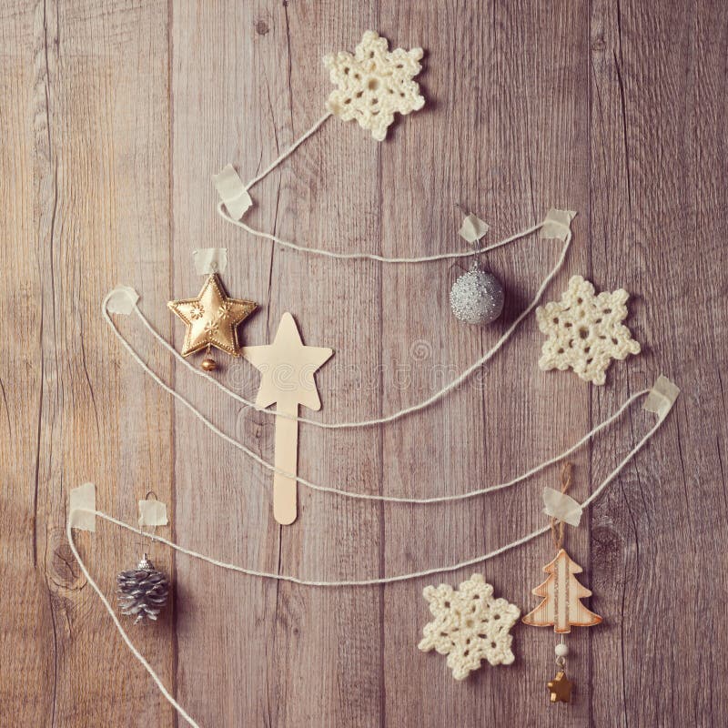 Alternative Christmas Tree. Handmade Paper Christmas Decorations Scandi ...