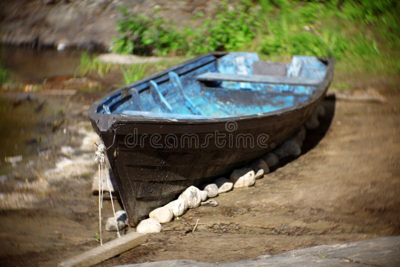 Altes Boot stockbild. Bild von küste, boot, überholt - 20325307