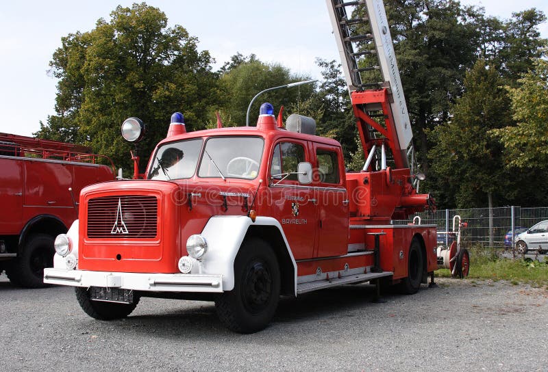 Alte Deutsche Feuerwehr Motor- Magirus Deutz Redaktionelles Stockfoto ...