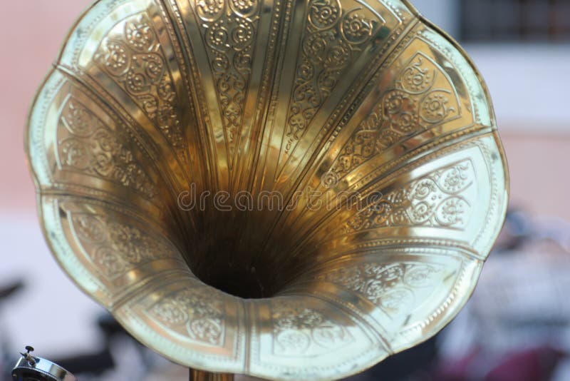 Altes Grammophon stockbild. Bild von plattenspieler, melodie - 8340873