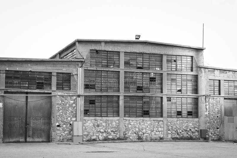 Altes Lager stockbild. Bild von schmutz, maurerarbeit - 42799921