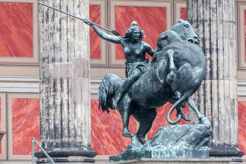 Altes Museum Berlin Germany Stock Photo - Image of woman, europe: 37678542