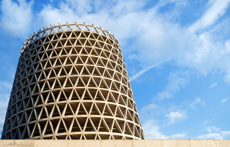 Edificio Formado Circular Moderno Foto de archivo - Imagen de circular ...