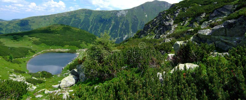Altas Montañas De Tatras En Eslovaquia Foto de archivo - Imagen de ...