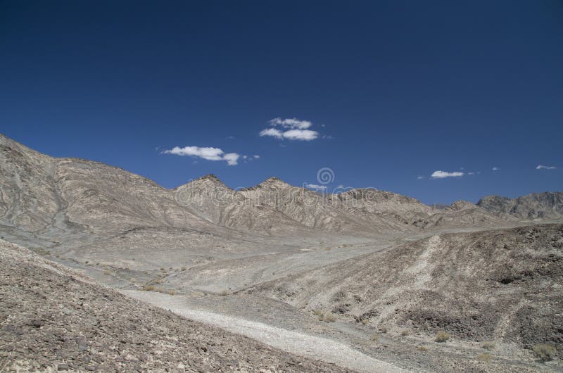 Altun Mountains stock image. Image of gobi, desertyadan - 220389825