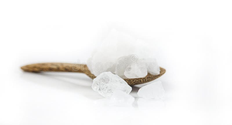 Alume no fundo branco imagem de stock. Imagem de cristais - 35686363