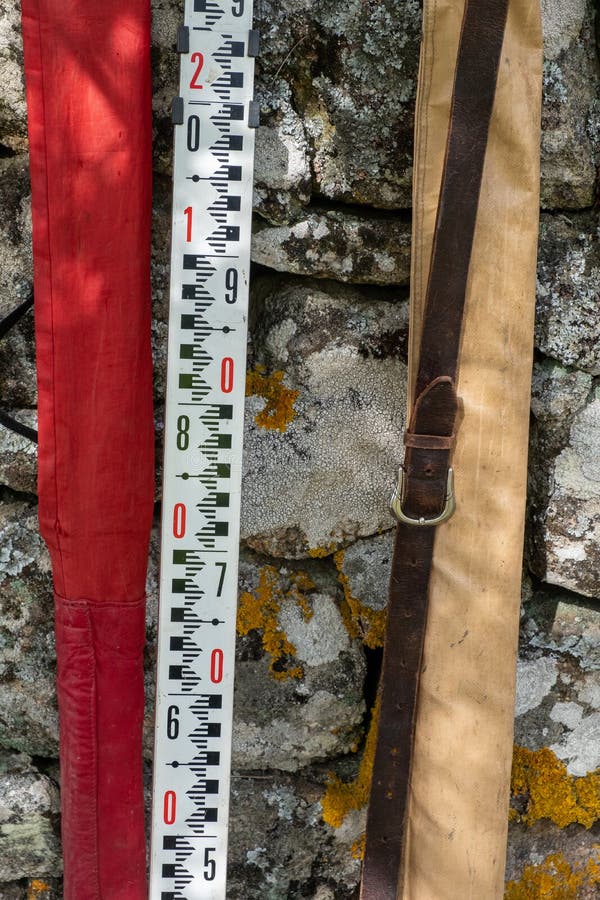 Aluminium Telescopic Ruler Scale, Leveling Rod for Measuring Level on ...