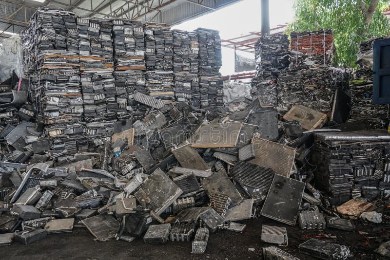 Aluminum for recycle stock image. Image of automobile - 152393789