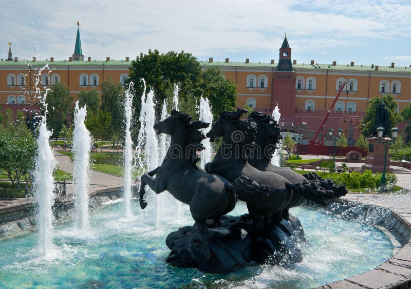 Alzar caballos foto de archivo. Imagen de medio, pared - 32257154