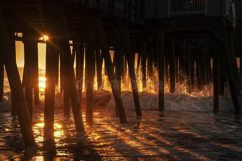 Amanecer En La Costa Atlántica Imagen de archivo - Imagen de elemento ...