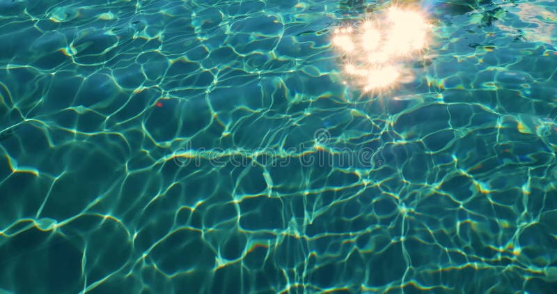 Amazing and Beautiful Crystal Clear Blue Water. Beautiful Sun ...